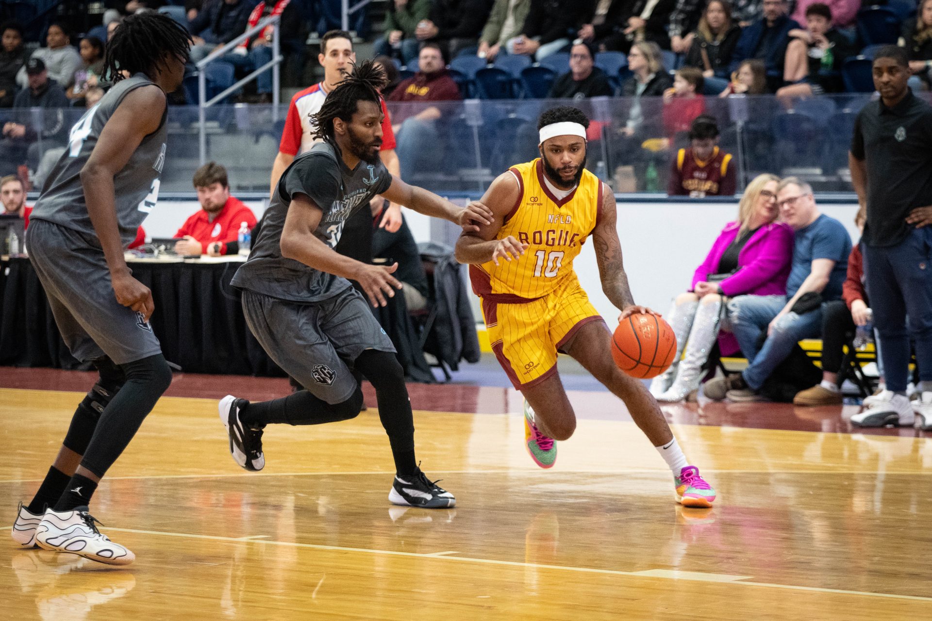 Rogues drop home heartbreaker against Lightning - The Newfoundland Rogues